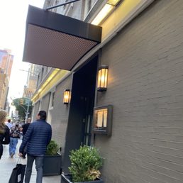 PEBBLE BAR - Updated June 2025 - 101 Photos & 65 Reviews - 67 W 49th St ...