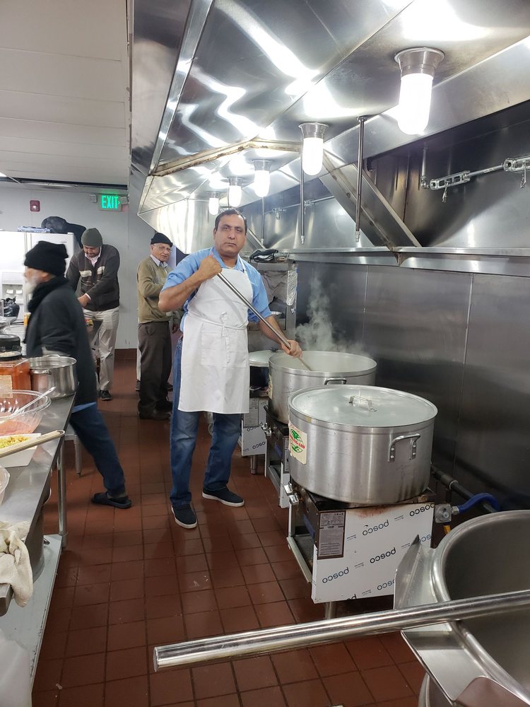 BAITUL AAFIYAT MOSQUE - Updated January 2025 - 10 Photos - 1215 W ...