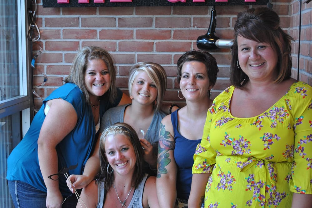 PINUP SALON - Updated January 2026 - 35 N Main St, Three Rivers ...