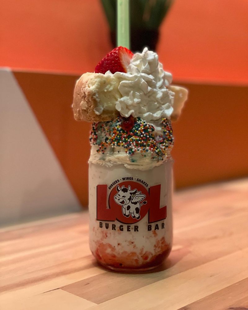 LOL BURGER BAR - 20 Photos & 24 Reviews - 2080 Defoors Ferry Rd NW ...