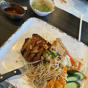 COM TAM KIEU - Updated July 2024 - 1042 Photos & 364 Reviews - 633 S ...