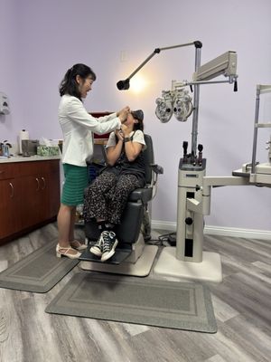 CRYSTAL VISION OPTOMETRY - Updated October 2025 - 16 Photos & 65 ...