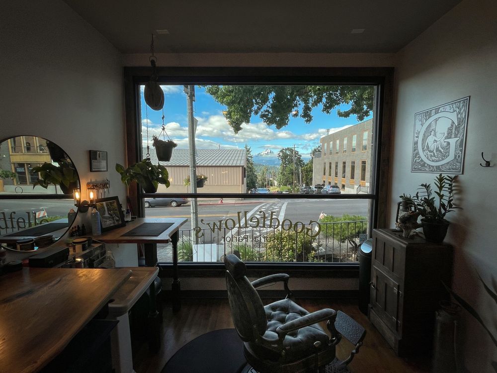 GOODFELLOW’S TONSORIAL PARLOR - WHITE SALMON - Updated November 2024 ...