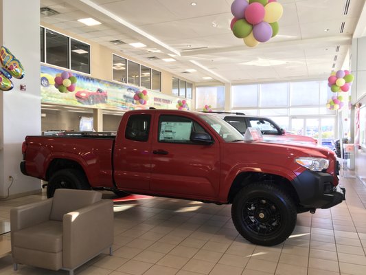 JERRYS TOYOTA - Updated December 2025 - 57 Photos & 334 Reviews - 8001 ...