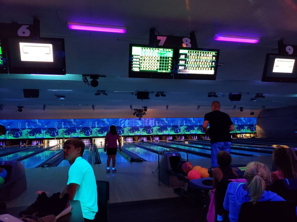 ROYAL Z LANES - Updated October 2025 - 2667 E. St. Rt. 22 & 3, Wilmington, Ohio - Pool Halls ...
