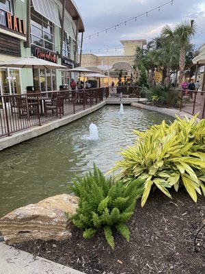 TANGER OUTLETS HOUSTON - Updated December 2025 - 119 Photos & 139 ...