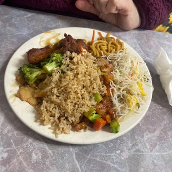 CHINA BUFFET - Updated December 2025 - 46 Reviews - 175 Hiawatha Dr ...