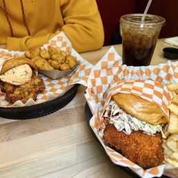 MINNIE BIRD - Updated January 2026 - 160 Photos & 118 Reviews - 1428 N Meacham Rd, Schaumburg ...