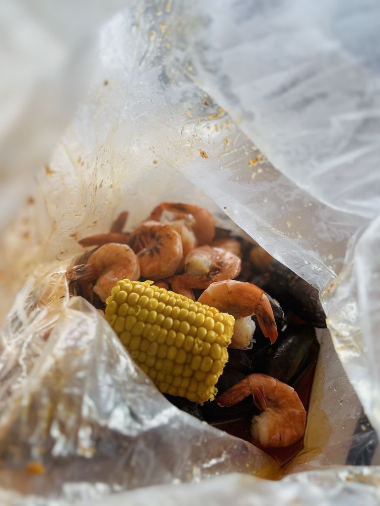 BAG O CRAB - Updated April 2025 - 133 Photos & 91 Reviews - 3776 Fallon ...