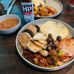 THE THREE STAGS IRISH PUB & RESTAURANT - Updated July 2025 - 144 Photos ...