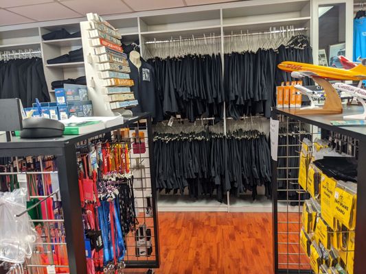 CREW OUTFITTERS - Updated August 2025 - 4551 NW 36th St, Miami Springs ...