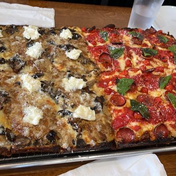 KIZZA PIZZA - Updated September 2025 - 173 Photos & 77 Reviews - 251 N ...
