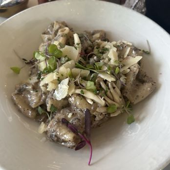 TASTE ON MAIN - Updated January 2026 - 439 Photos & 266 Reviews - 116 ...