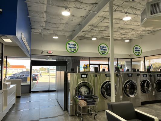 SPINXPRESS LAUNDRY - KATY - Updated December 2025 - 26 Photos - 920 S Mason Rd, Katy, Texas ...