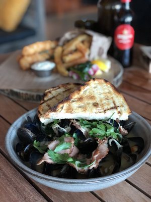 BURLOCK COAST SEAFARE & SPIRITS - 1018 Photos & 481 Reviews - 1 N Fort ...