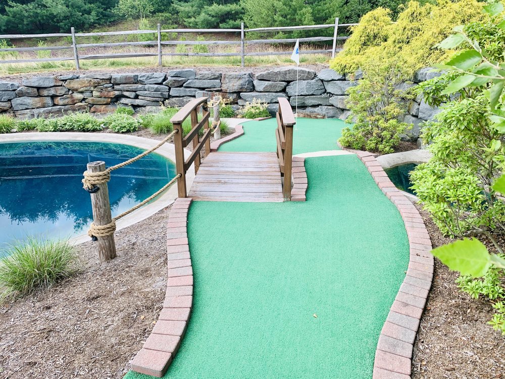 FAIRVIEW LAKE MINI GOLF - Updated October 2025 - 10 Photos - 246 PA-390 ...