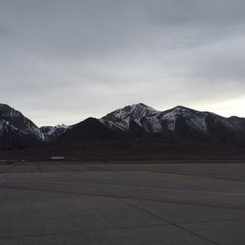 MAMMOTH YOSEMITE AIRPORT - Updated October 2025 - 49 Photos & 42 ...