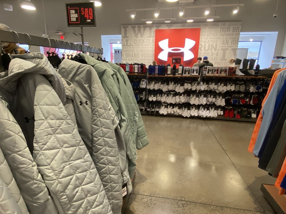 UNDER ARMOUR FACTORY HOUSE - Updated September 2024 - 1900 Military Rd ...