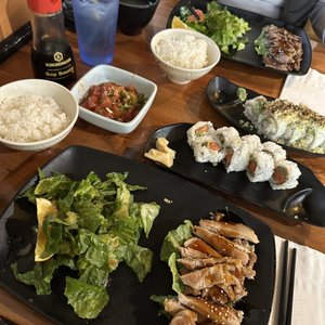 FULL MOON SUSHI - 543 Photos & 696 Reviews - 9965 Ellis Ave, Fountain ...
