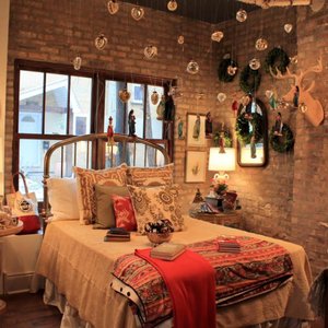 POOR PHIL’S SHELL BAR - Updated August 2025 - 222 Photos & 524 Reviews ...