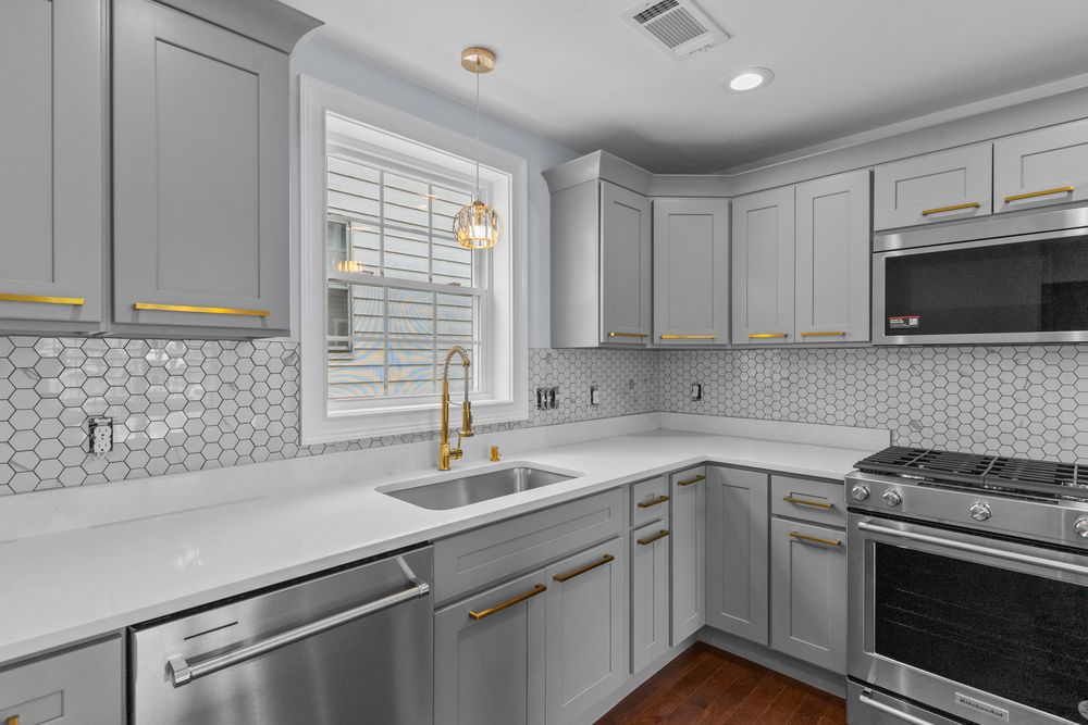 HOMESMART PROFESSIONALS - Updated October 2025 - 10 Photos - 100 Quaker ...