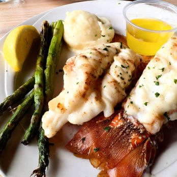 THE SHRIMP BOX & OUTSIDE THE BOX PATIO BAR - Updated January 2025 - 752 ...