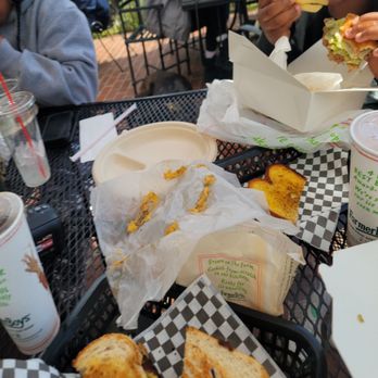 DESTINATION SMOKEHOUSE & EATERY - Updated May 2024 - 821 Photos & 740 ...