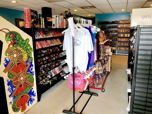 RADJUNK - Updated September 2025 - 10 Reviews - 217 Miracle Strip Pkwy ...