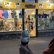 COWS - Updated August 2025 - 320 Photos & 204 Reviews - 138 Banff ...