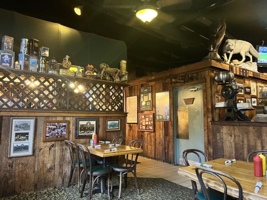 LARDO GRILL & SALOON - Updated June 2026 - 110 Photos & 181 Reviews ...