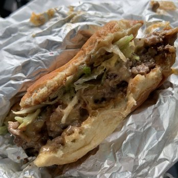 BETWEEN 2 BUNS - Updated May 2025 - 92 Photos & 29 Reviews - 105 E ...