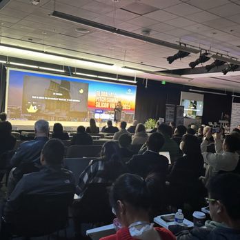 PLUG & PLAY TECH CENTER - Updated April 2025 - 99 Photos & 44 Reviews ...