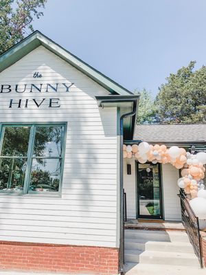THE BUNNY HIVE - 11 Photos - 5576 Peachtree Rd, Atlanta, Georgia - Kids ...