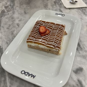 MADO YONGE - Updated October 2025 - 107 Photos & 51 Reviews - 144 Yonge ...