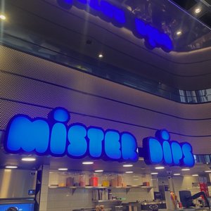 MISTER DIPS - 206 Photos & 88 Reviews - 19 E Grand River, Detroit, MI ...