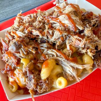 OFF THE RAILS BARBEQUE AND DRAFTHOUSE - Updated December 2025 - 142 ...