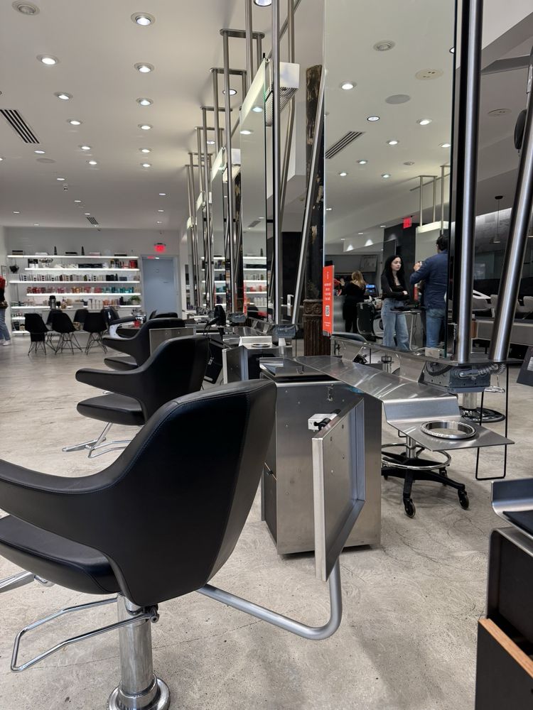 6 SALON - DETROIT - Updated December 2025 - 98 Photos & 48 Reviews ...