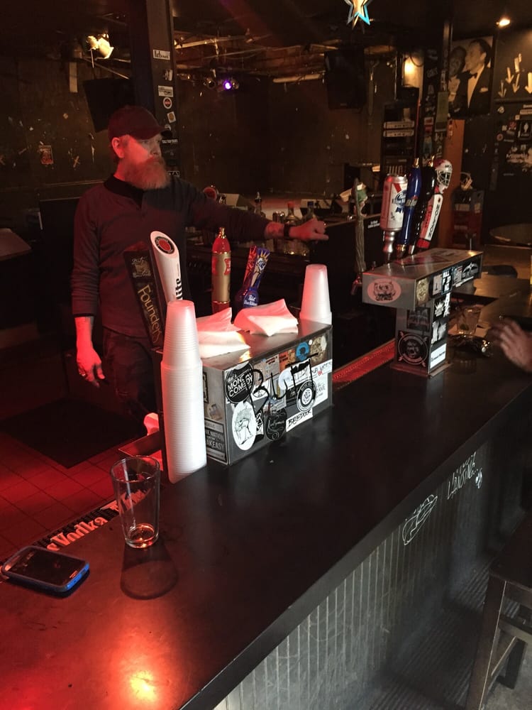 MAC’S BAR - Updated October 2025 - 36 Reviews - 2700 E Michigan Ave ...