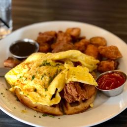 CLIFF DINING PUB - Updated October 2025 - 764 Photos & 684 Reviews ...