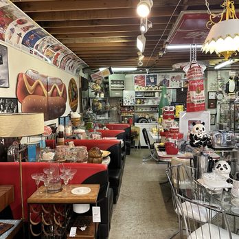 FLOWER CHILD - Updated January 2026 - 146 Photos & 112 Reviews - 233 E ...