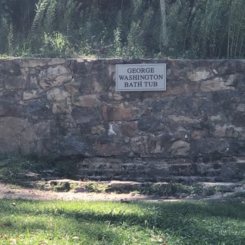 BERKELEY SPRINGS STATE PARK BATH HOUSE - Updated July 2025 - 105 Photos ...