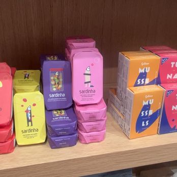 SPITFIRE CHEESE AND SUNDRY - Updated November 2025 - 32 Photos & 28 ...