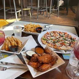 THE RELLIK TAVERN - Updated July 2025 - 303 Photos & 435 Reviews - 726 ...