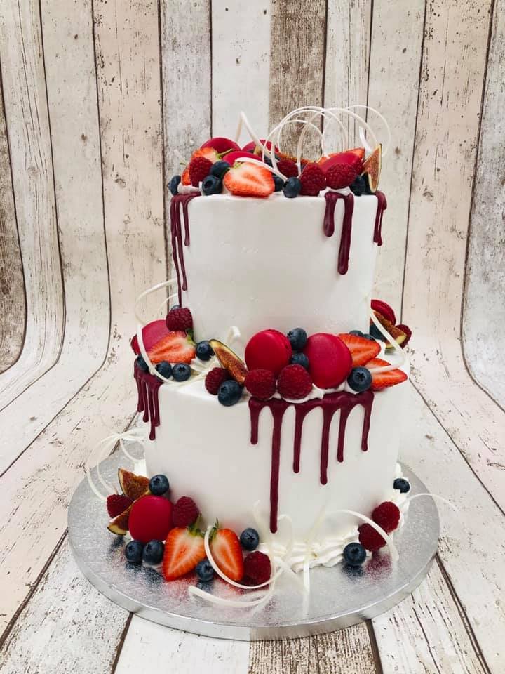 CAKE WORLD BAKERY LTD - 18 Photos - 25 Thames Road, Barking, London ...