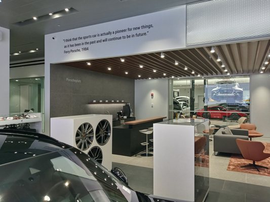 PORSCHE DOWNTOWN - CHICAGO - Updated January 2026 - 30 Photos & 27 ...