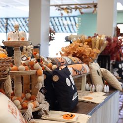 Best Gift Shops Near Me - April 2025: Find Nearby Gift Shops Reviews - Yelp