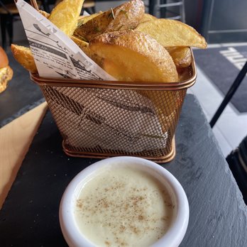 CANIL CERVEJA - Updated August 2025 - 40 Photos & 19 Reviews - R. dos ...