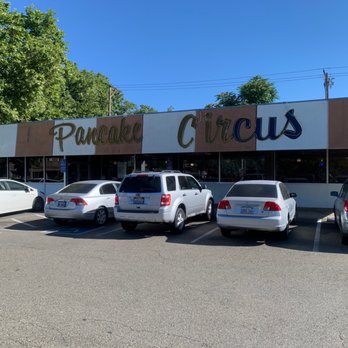 PANCAKE CIRCUS - 337 Photos & 524 Reviews - 2101 Broadway, Sacramento ...