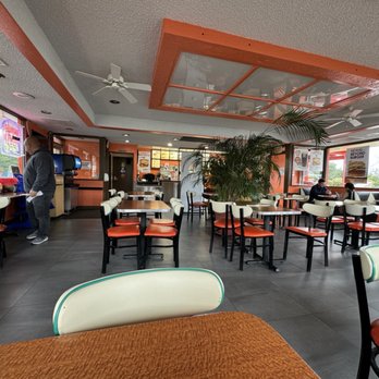 A&W RESTAURANT - Updated December 2025 - 215 Photos & 224 Reviews ...