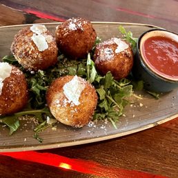 LAGO EAST BANK - Updated June 2025 - 398 Photos & 401 Reviews - 1091 W ...